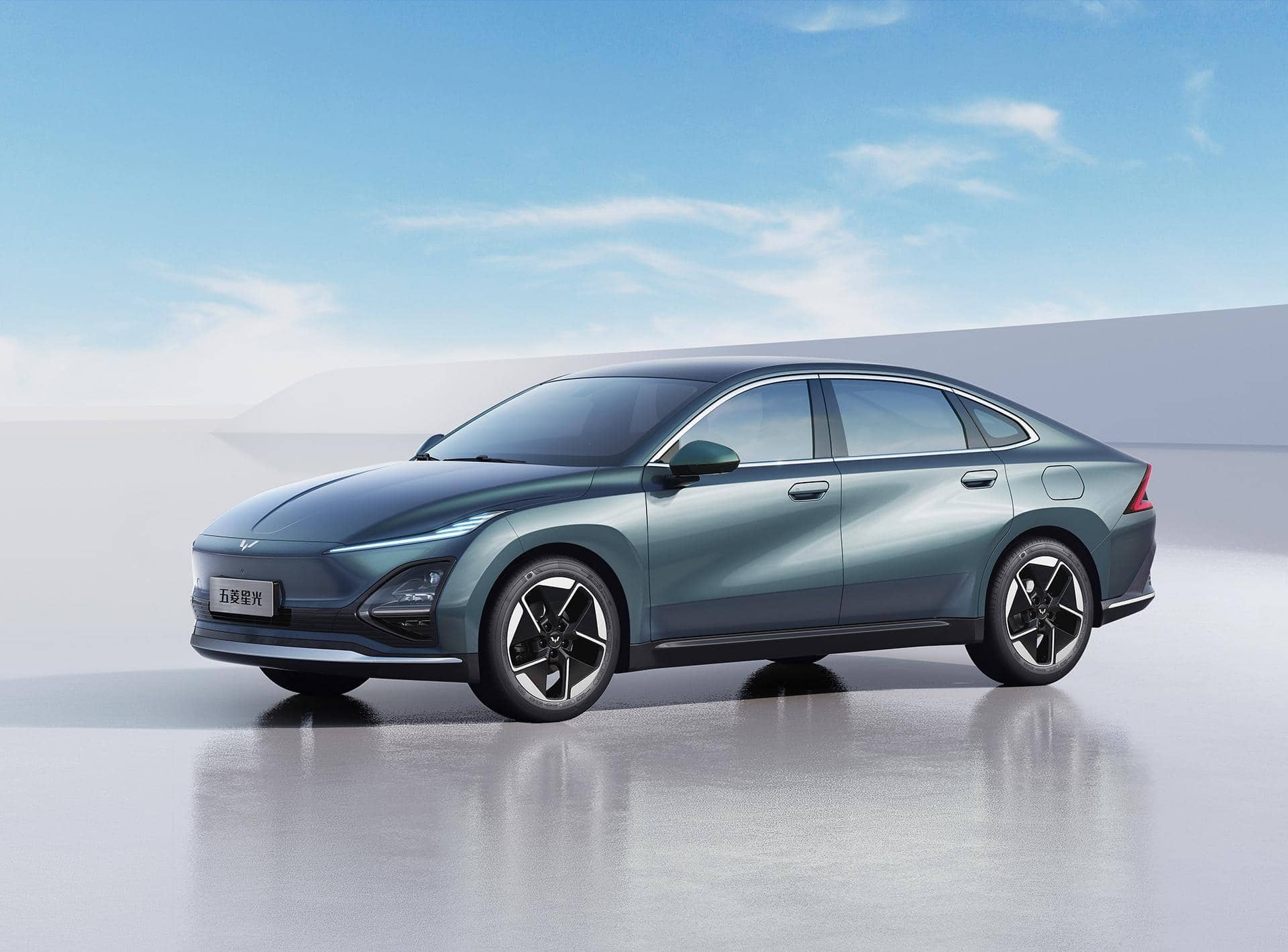 Wuling Xingguang, bientôt la berline électrique familiale la moins ...