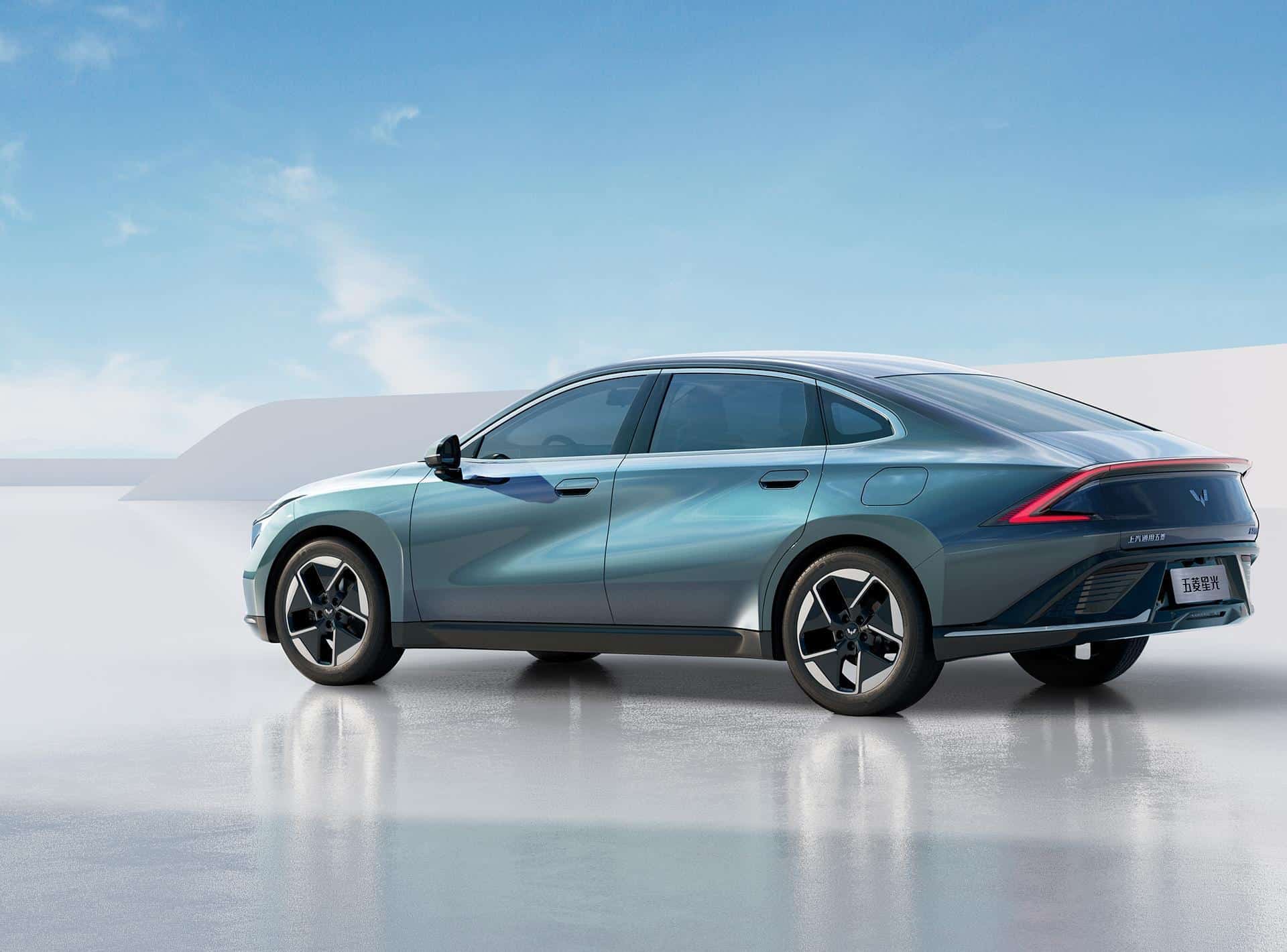 Wuling Xingguang, bientôt la berline électrique familiale la moins ...