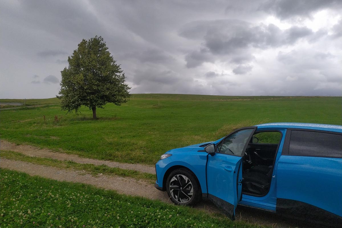 Témoignage - Les vacances de Kevin : un roadtrip de 3 400 km avec sa MG 4