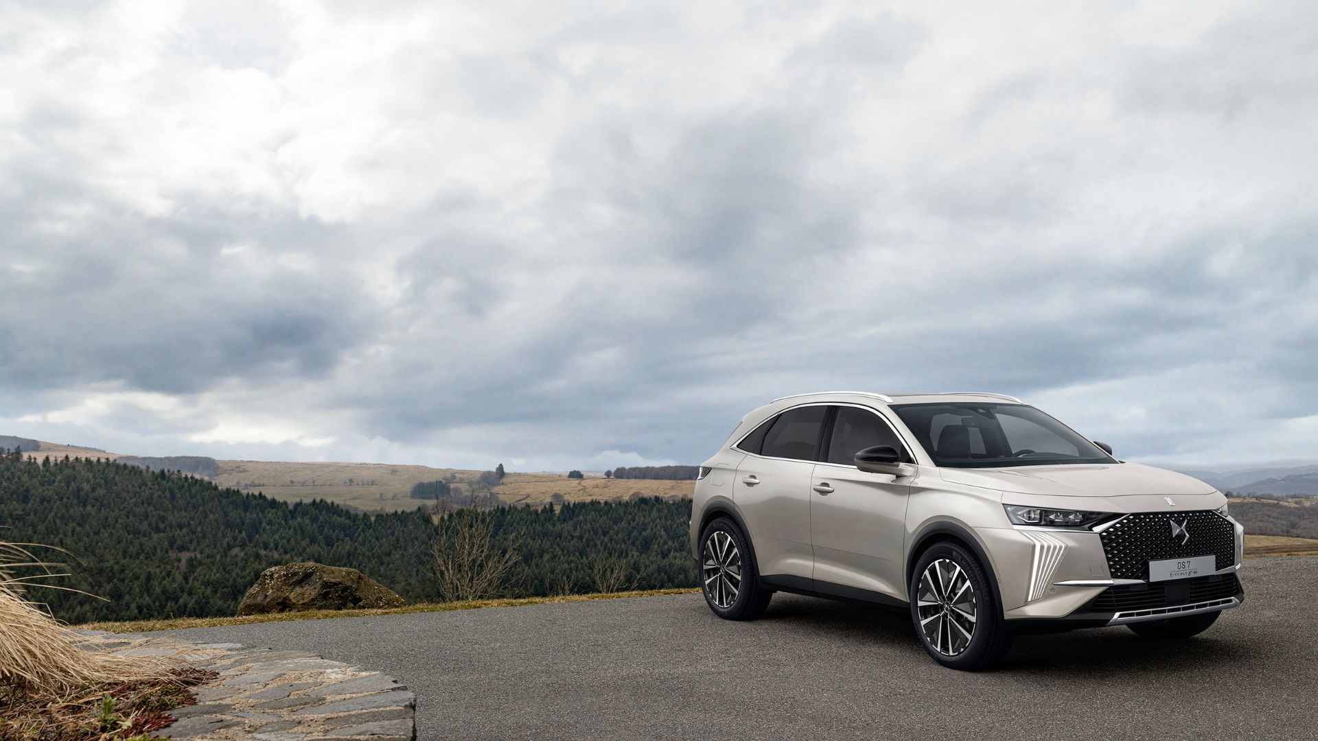 DS 7 E-Tense hybride rechargeable : batterie, autonomie, recharge