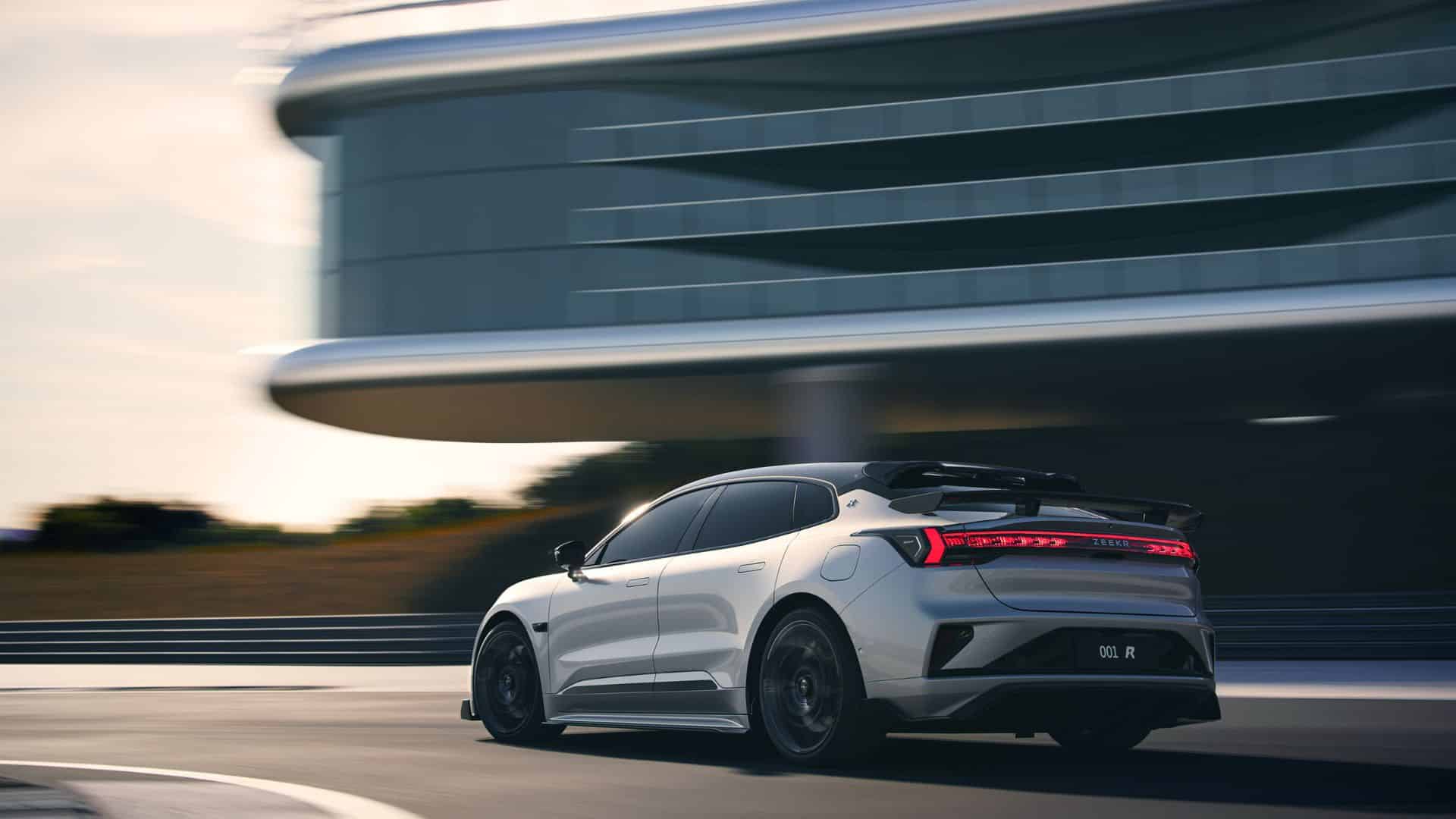 Zeekr 001 : batterie, autonomie, recharge, performances, prix