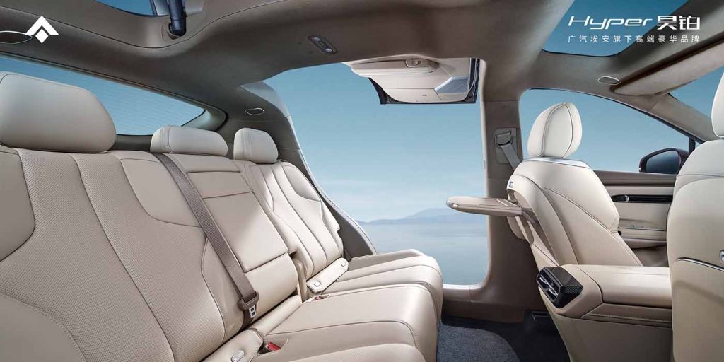 Aion Hyper HT, le SUV électrique chinois qui copie Porsche et Tesla
