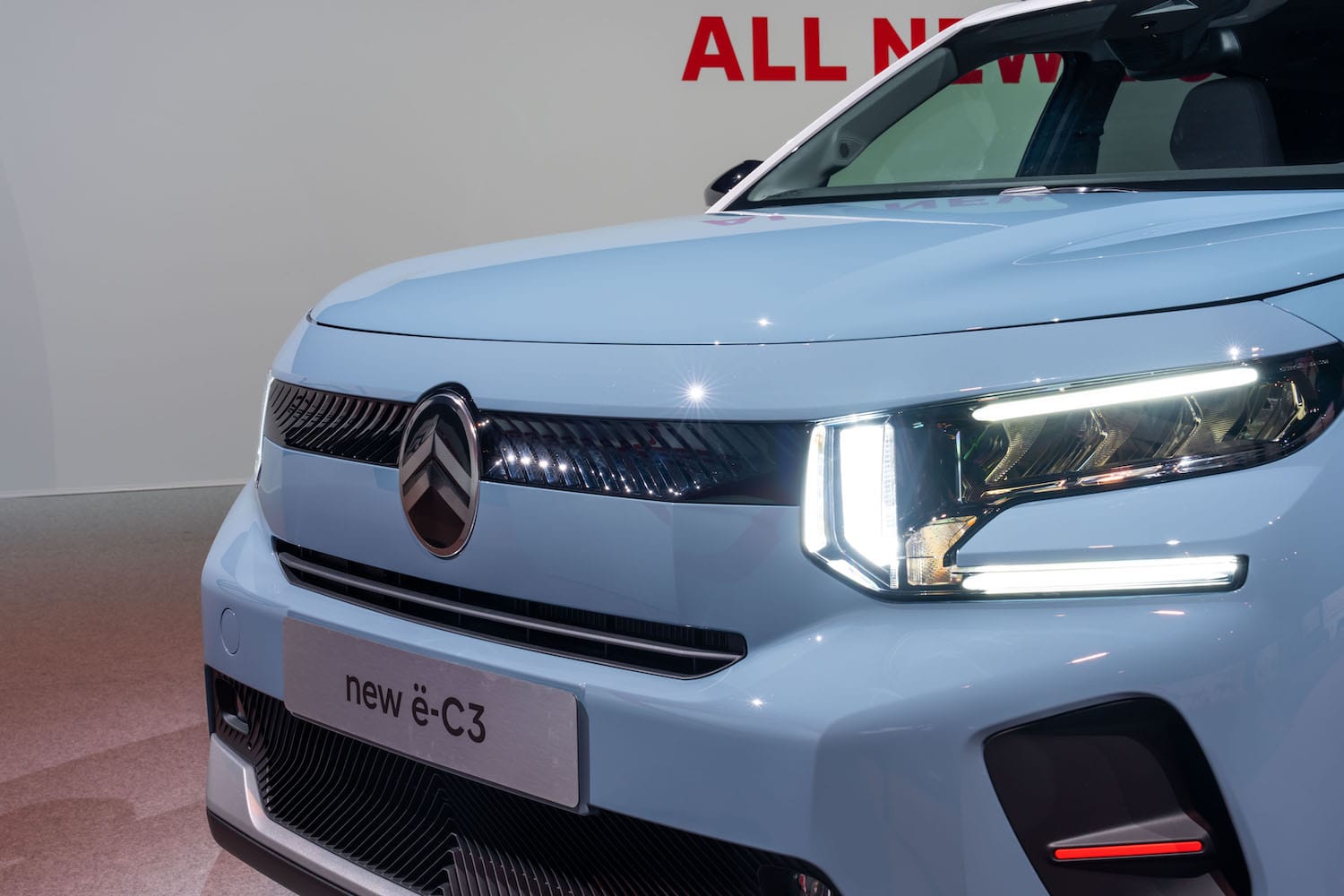 Présentation vidéo - Nouvelle C3 électrique : belle autonomie et petit ...