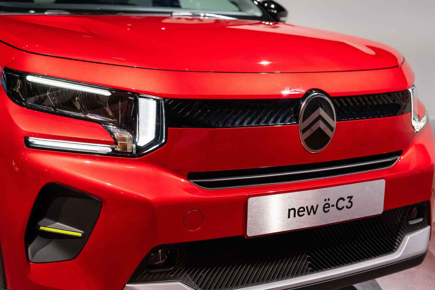 Présentation vidéo - Nouvelle C3 électrique : belle autonomie et petit ...