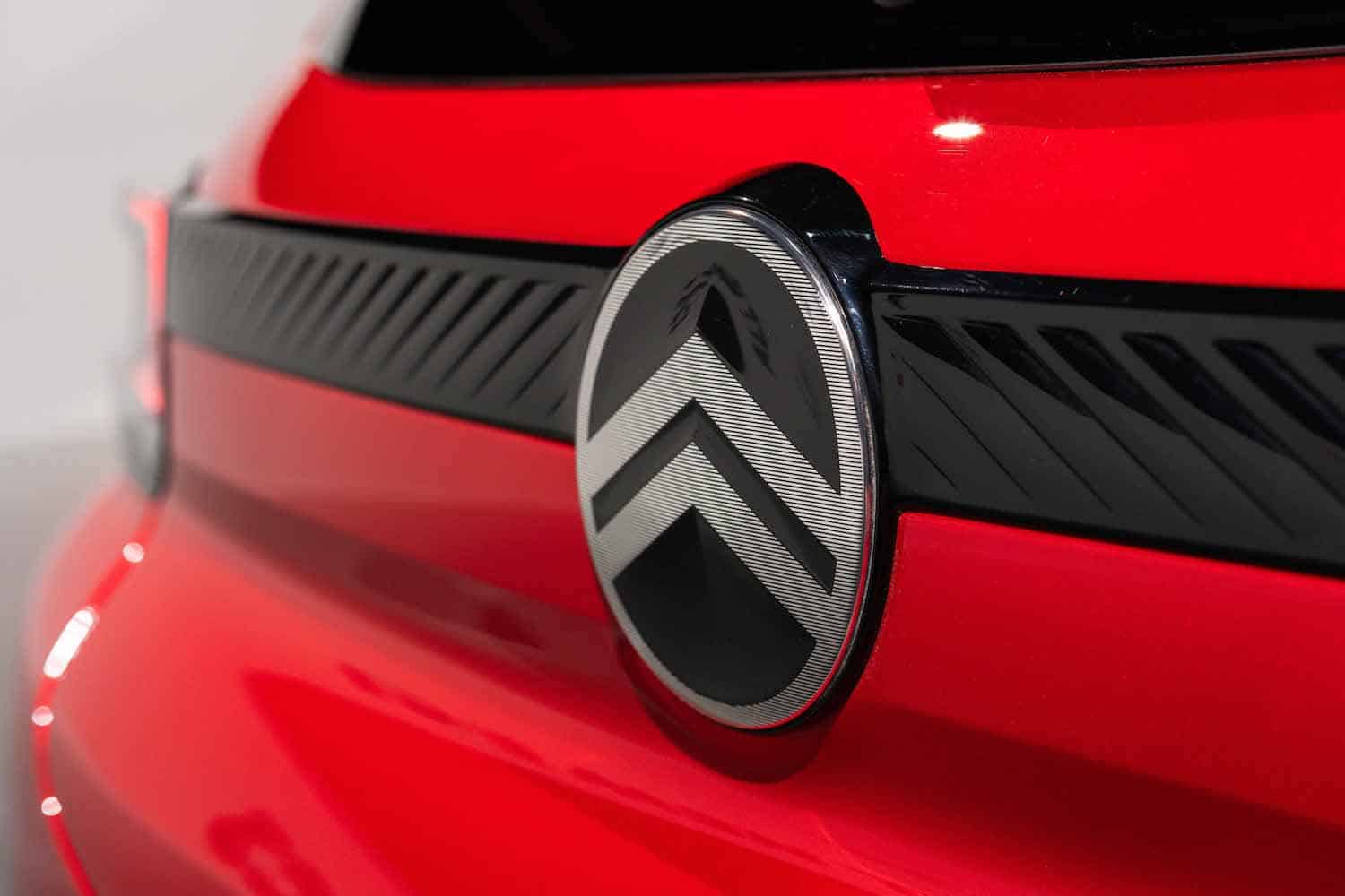 Présentation vidéo - Nouvelle C3 électrique : belle autonomie et petit ...