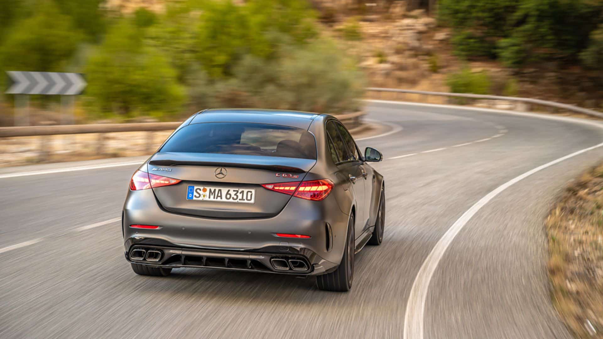Mercedes-AMG C 63 S E Performance : fiche technique