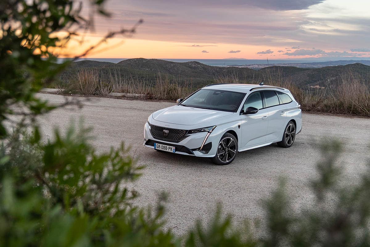 Essai – Peugeot e-308 SW : un break électrique presque seul au monde