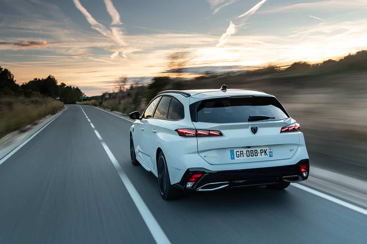 Essai – Peugeot e-308 SW : un break électrique presque seul au monde