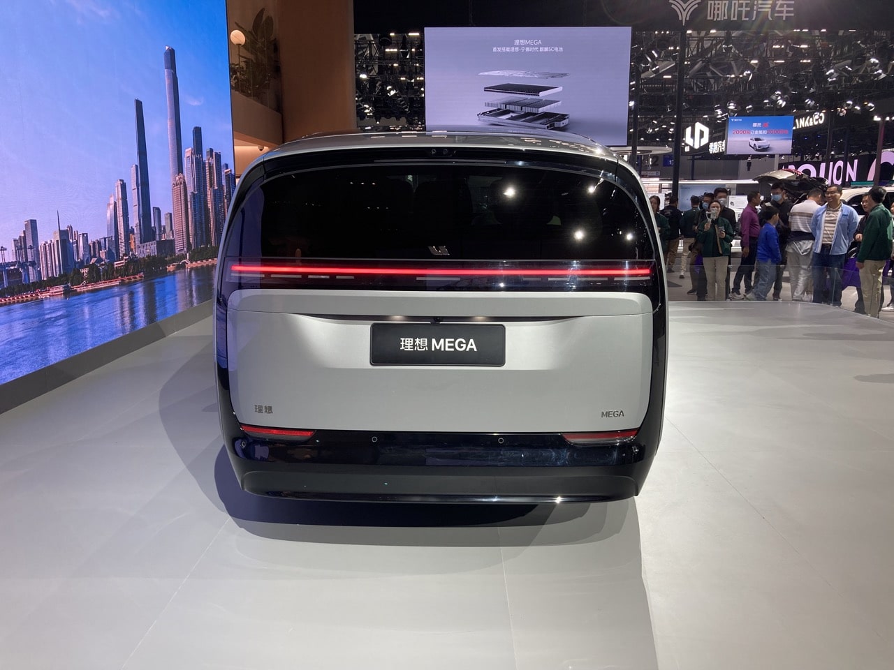 Ce modèle électrique chinois bat tous les records de vitesse de recharge