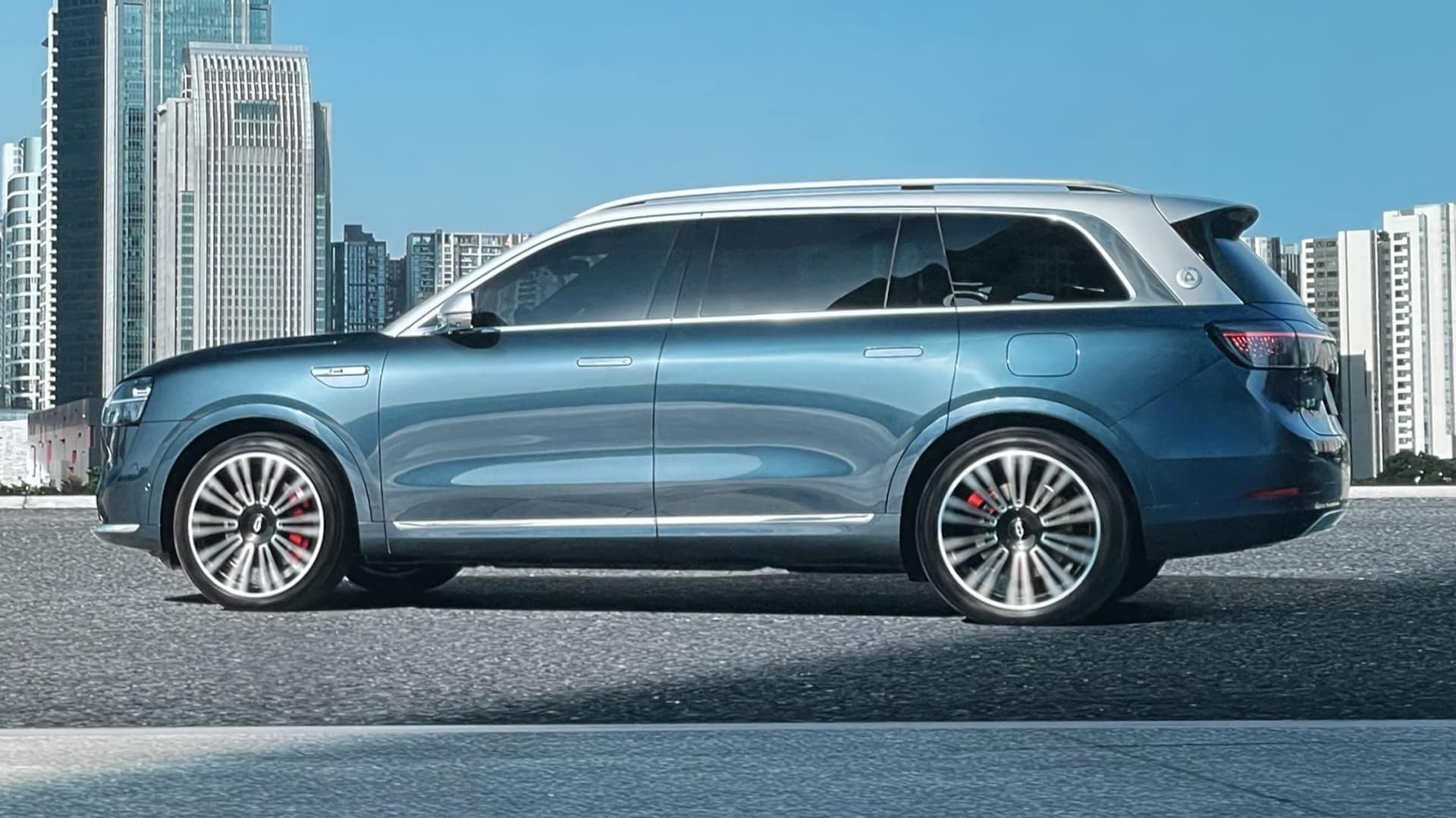 Huawei étale sa technologie dans le SUV électrique Aito M9