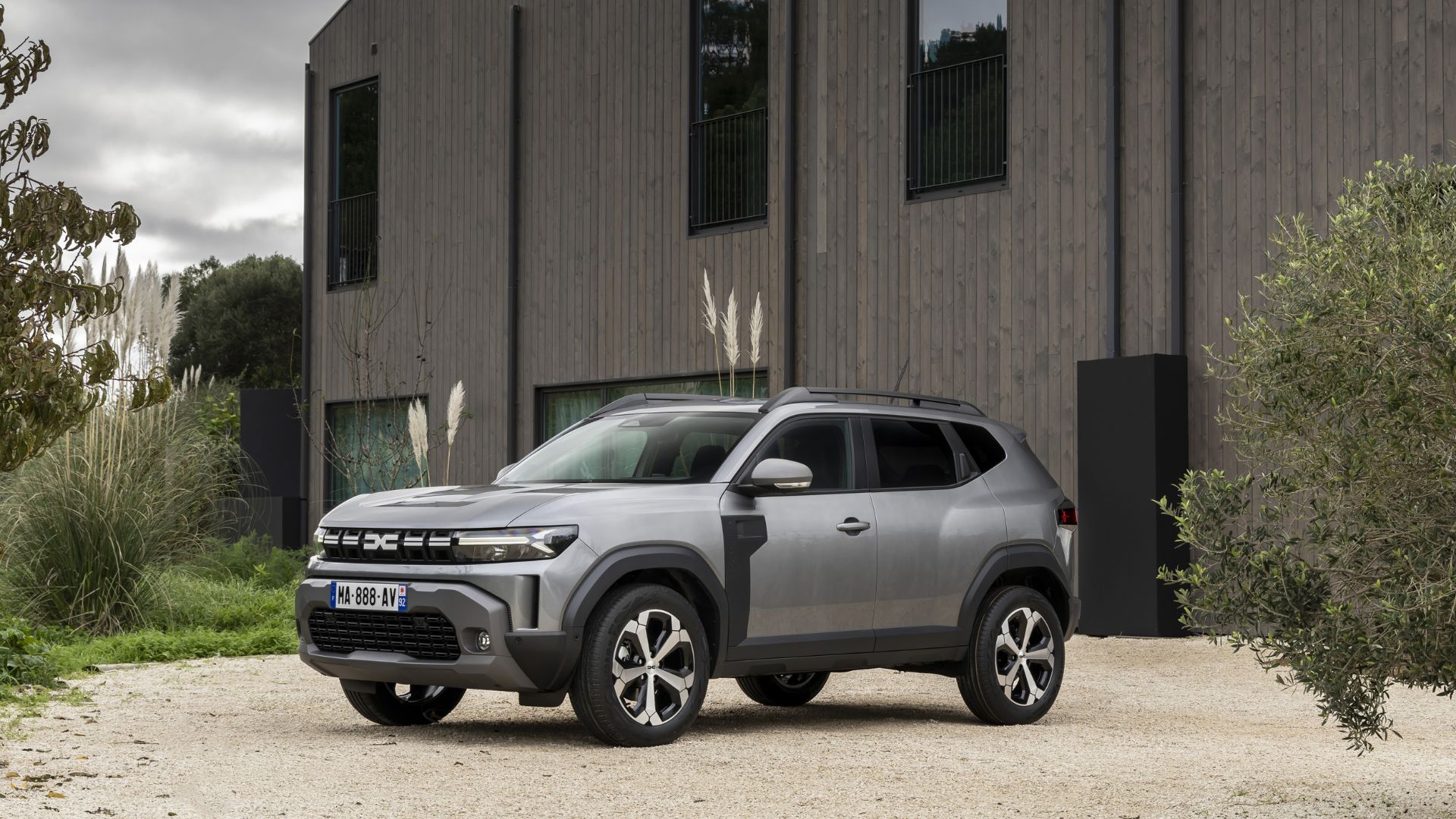 Dacia Duster hybride : batterie, autonomie, recharge, performances