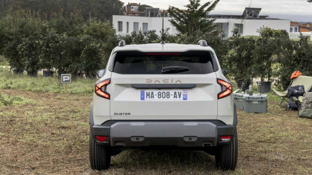 Dacia Duster hybride : batterie, autonomie, recharge, performances