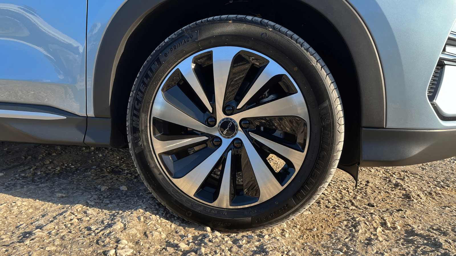 BYD Seal U : batterie, autonomie, recharge, performances