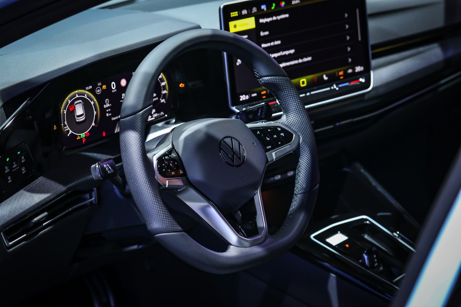 Volkswagen Golf eHybrid 2024 : découverte de la compacte PHEV