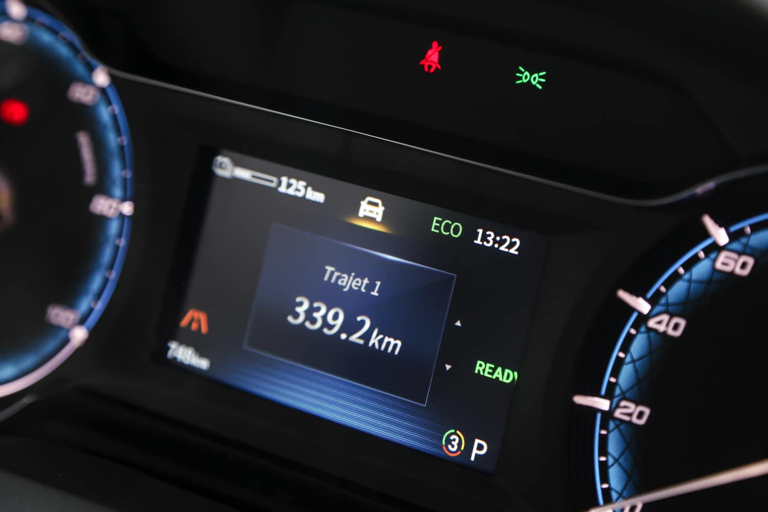 Maxus eDeliver9 : ESSAI complet de l'utilitaire électrique suréquipé