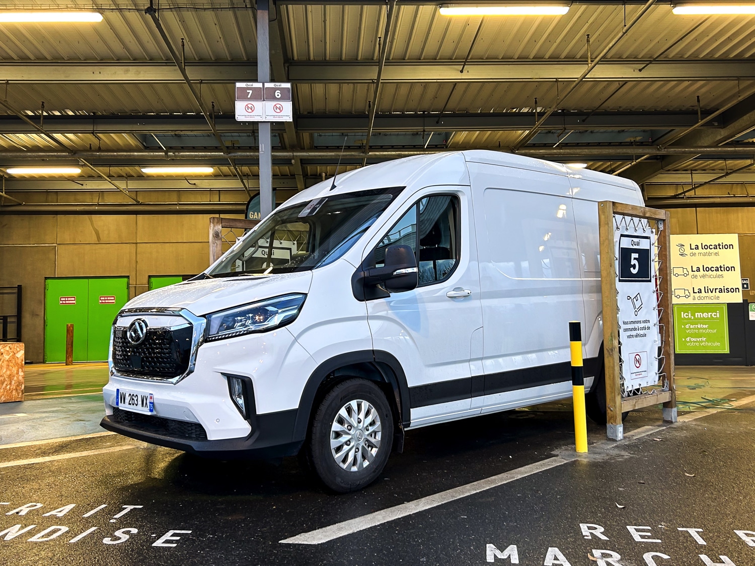 Maxus eDeliver9 : ESSAI complet de l'utilitaire électrique suréquipé