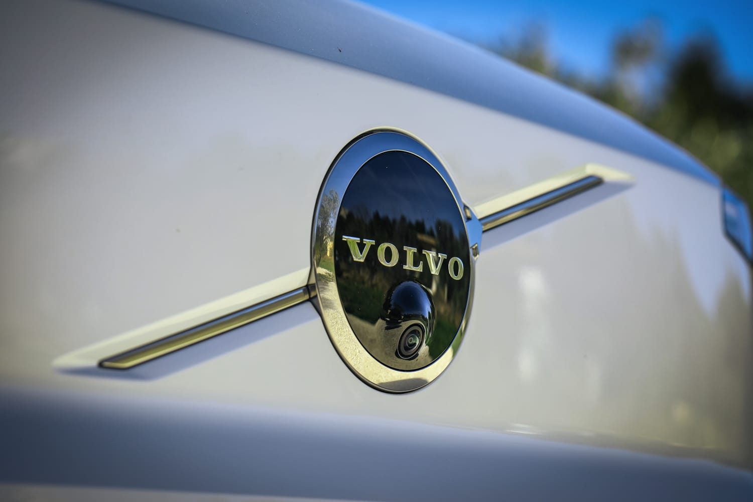 Volvo EX30 Twin Performance : ESSAI du plus petit SUV suédois