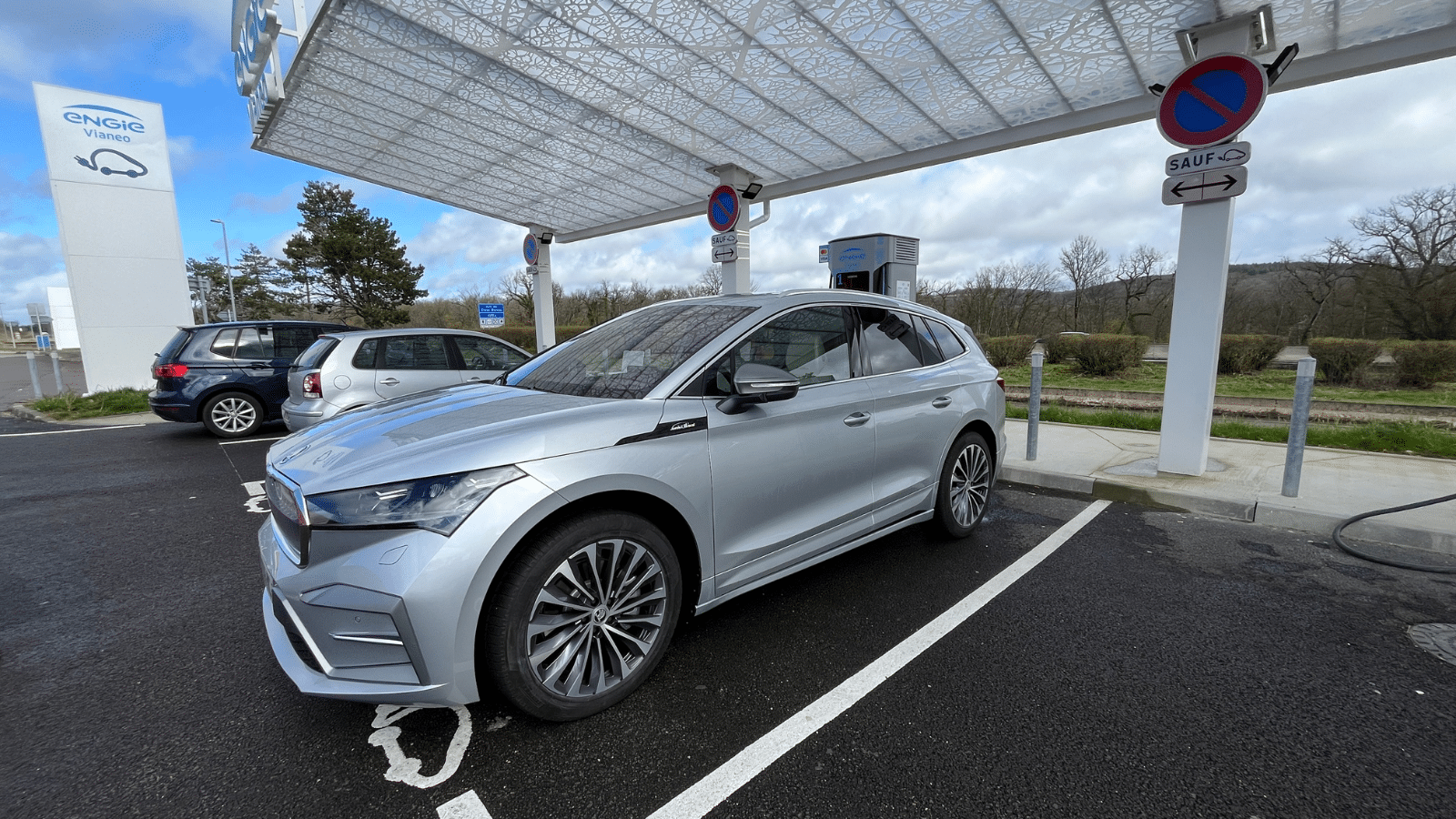 Essai sur 1 900 km - Skoda Enyaq 85X : Tchèque bien chargé