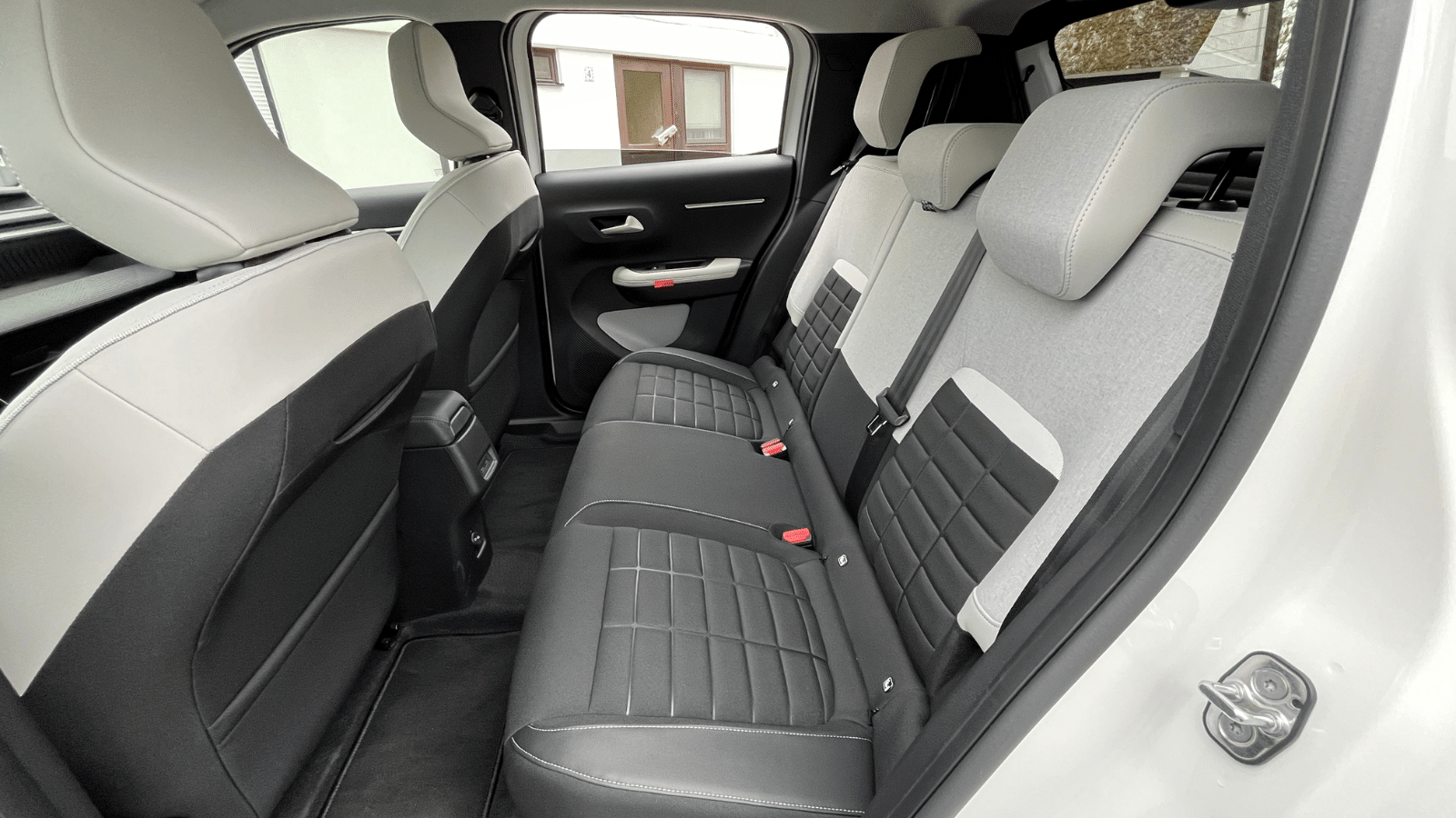 Essai Vidéo - Citroën ë-C3 2024 : adieu la Dacia Spring