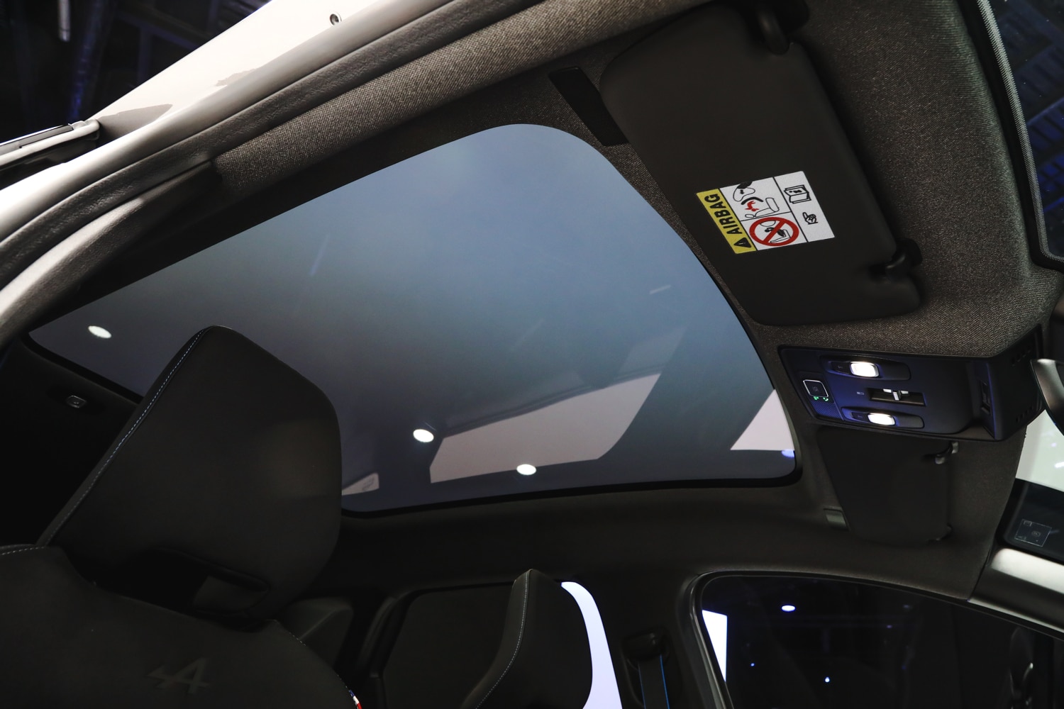 Renault Symbioz E-Tech : à bord du SUV hybride compact "à vivre"