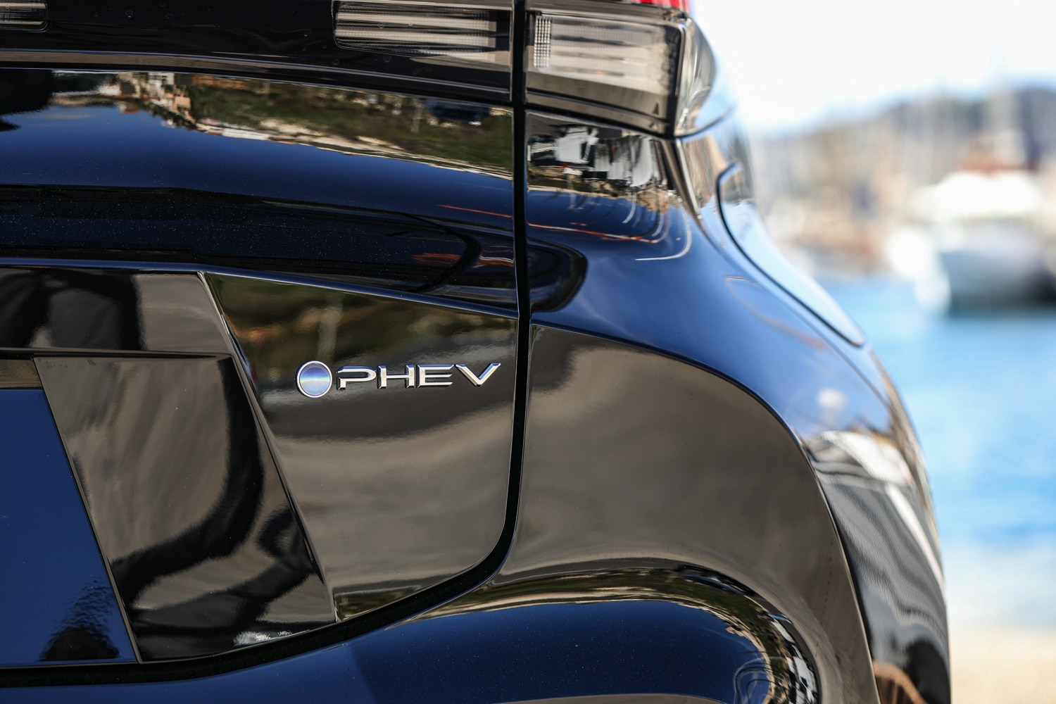 Toyota C-HR PHEV : notre ESSAI du SUV hybride rechargeable