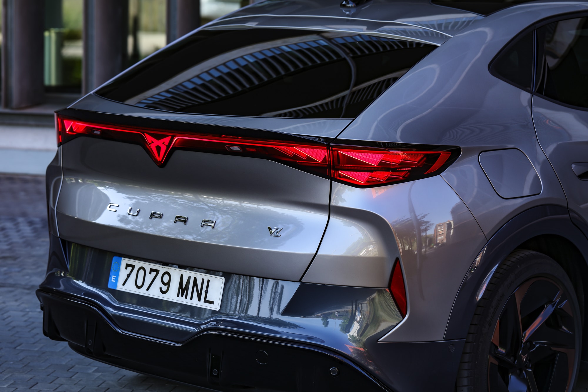 Cupra Tavascan VZ : ESSAI du SUV électrique 100% fun