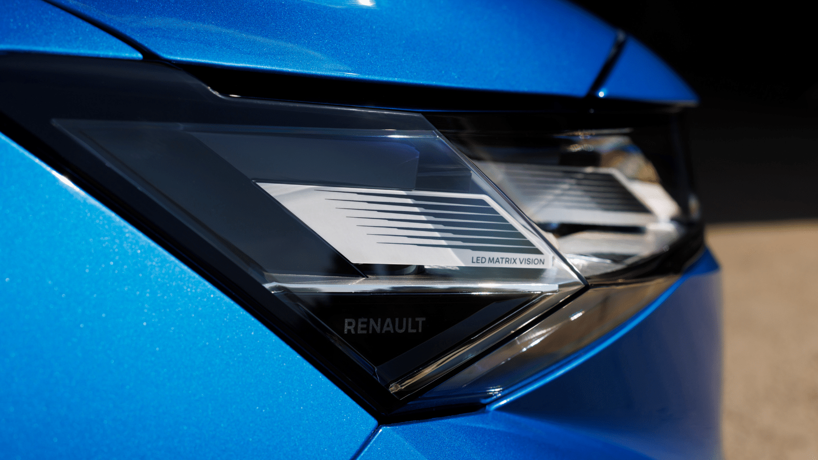 Essai - Renault Rafale : SUV hybride de chasse ou simple Mirage