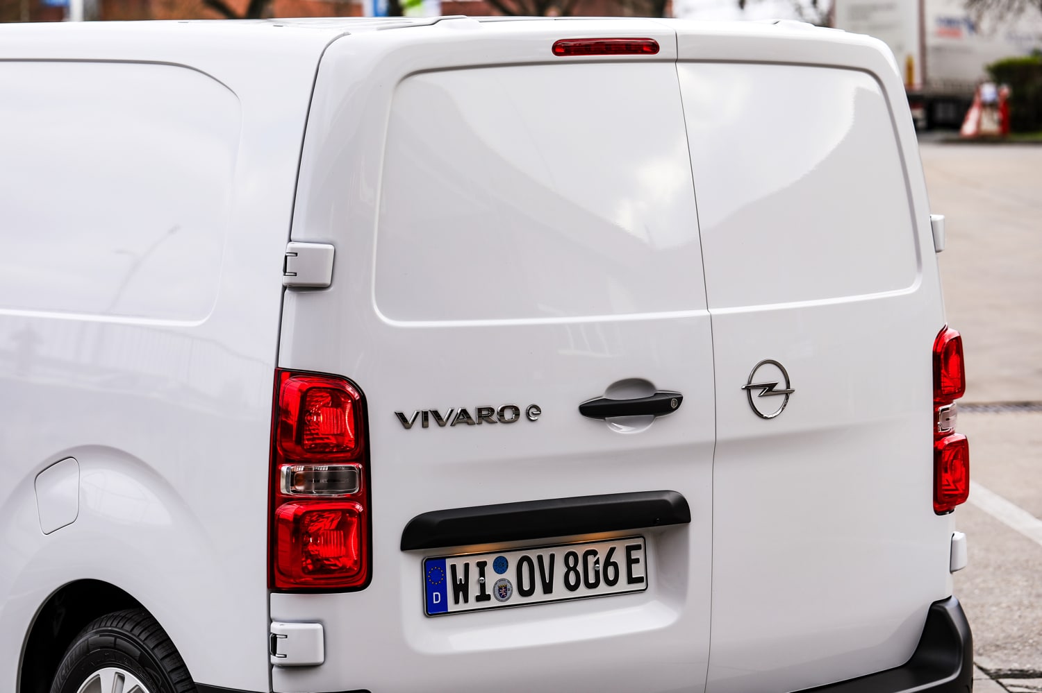 Opel Vivaro Electric 2024 : ESSAI de l'utilitaire électrique mid-size