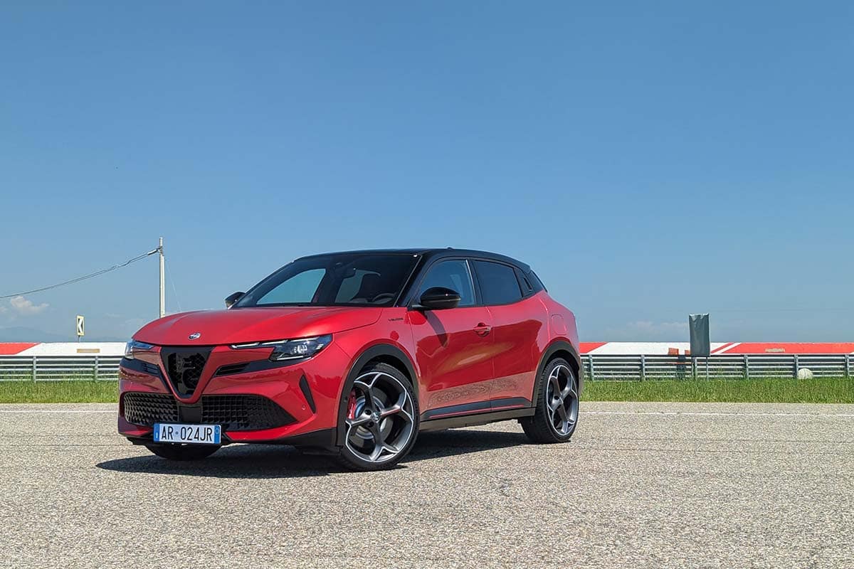 Essai - Alfa Romeo Junior Veloce : un SUV qui cache une vraie petite GTI