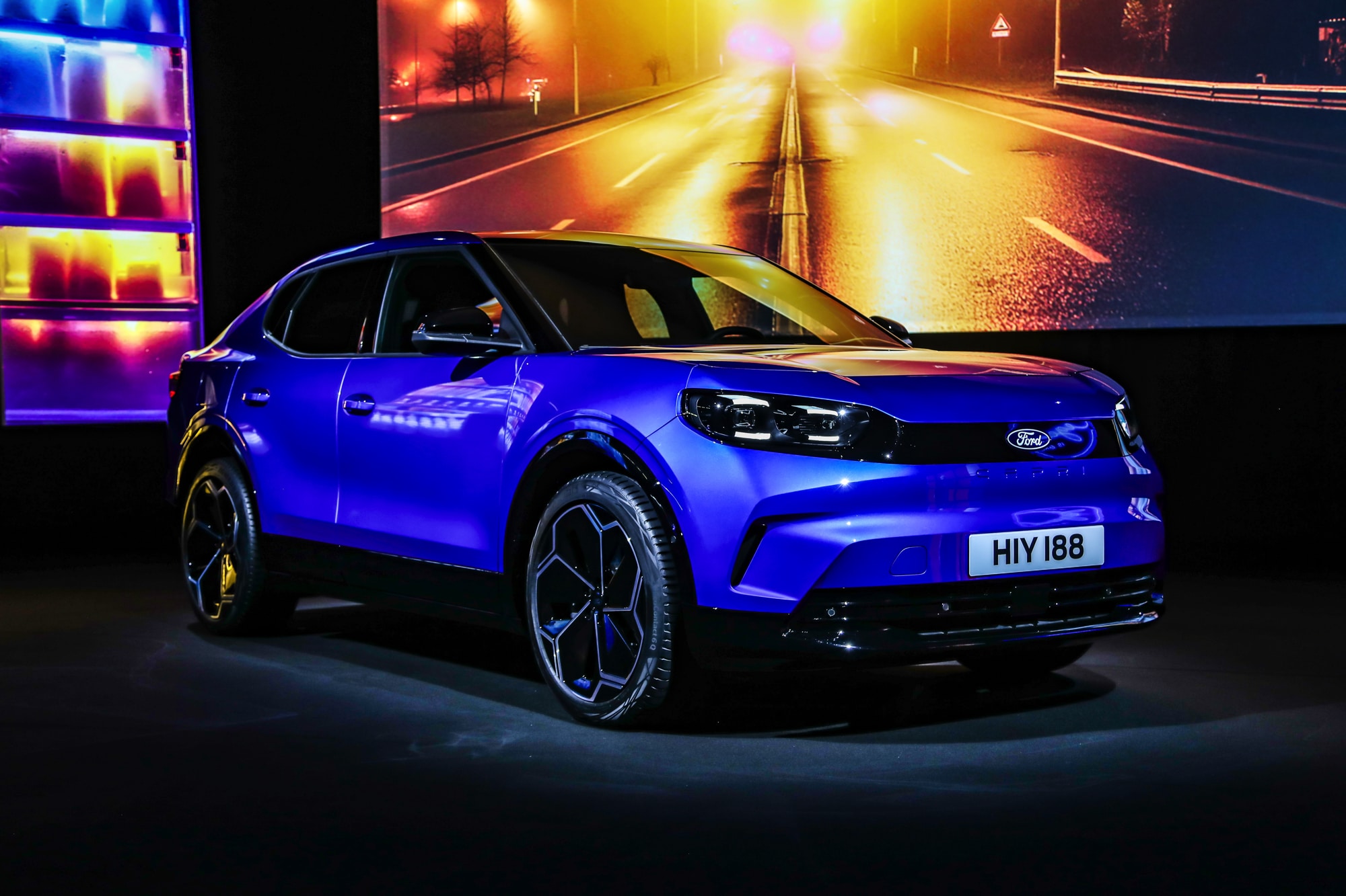 Ford Capri : À BORD du nouveau SUV coupé 100% électrique