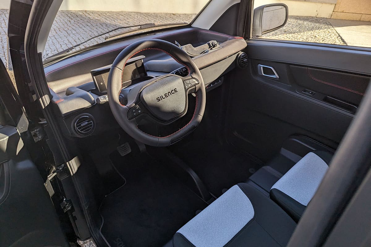 Silence S04 Nanocar : la voiture sans permis vendue par Nissan