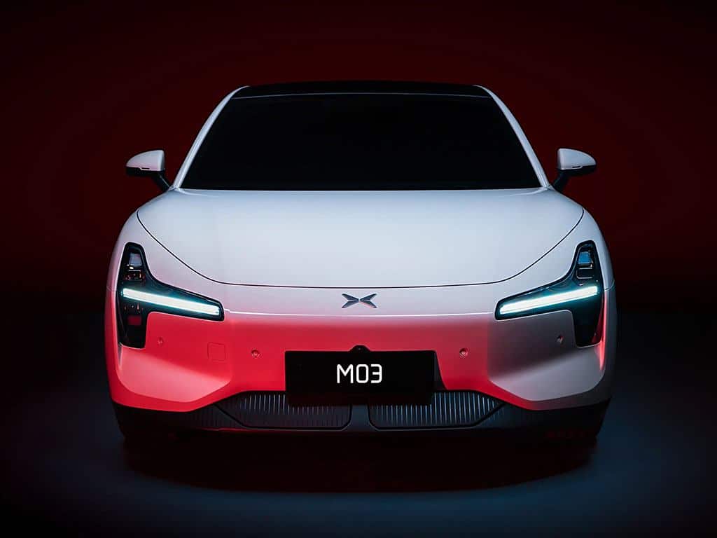 Xpeng Mona M03 : cette berline électrique est le nouveau cauchemar de ...