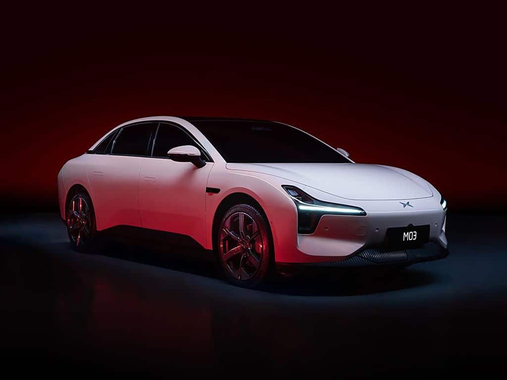 Xpeng Mona M03 : cette berline électrique est le nouveau cauchemar de ...
