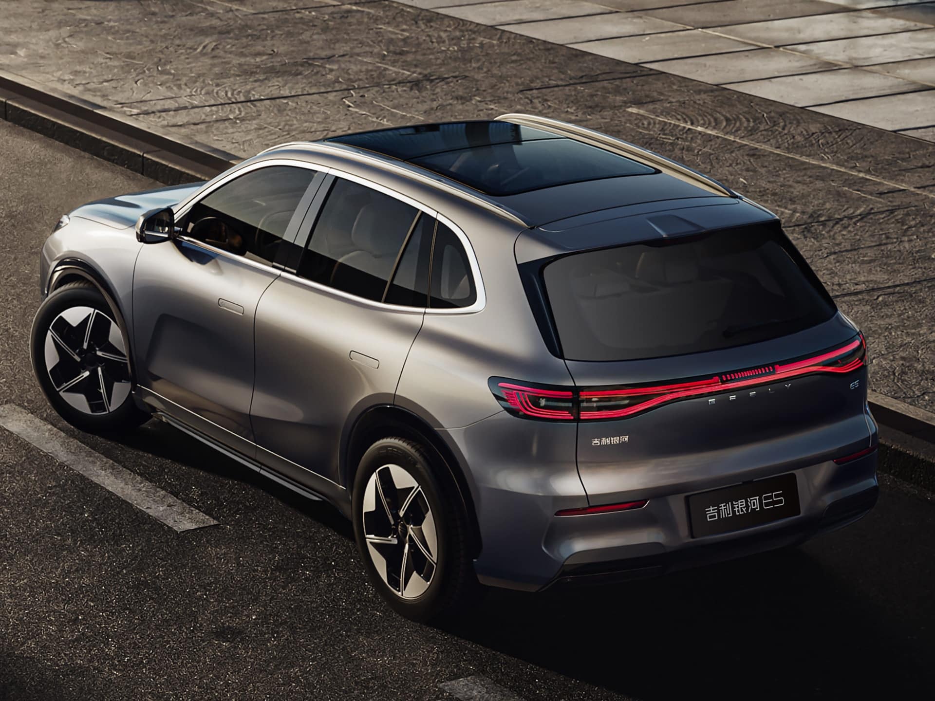 Geely confirme l'arrivée du SUV électrique EX5 en Europe