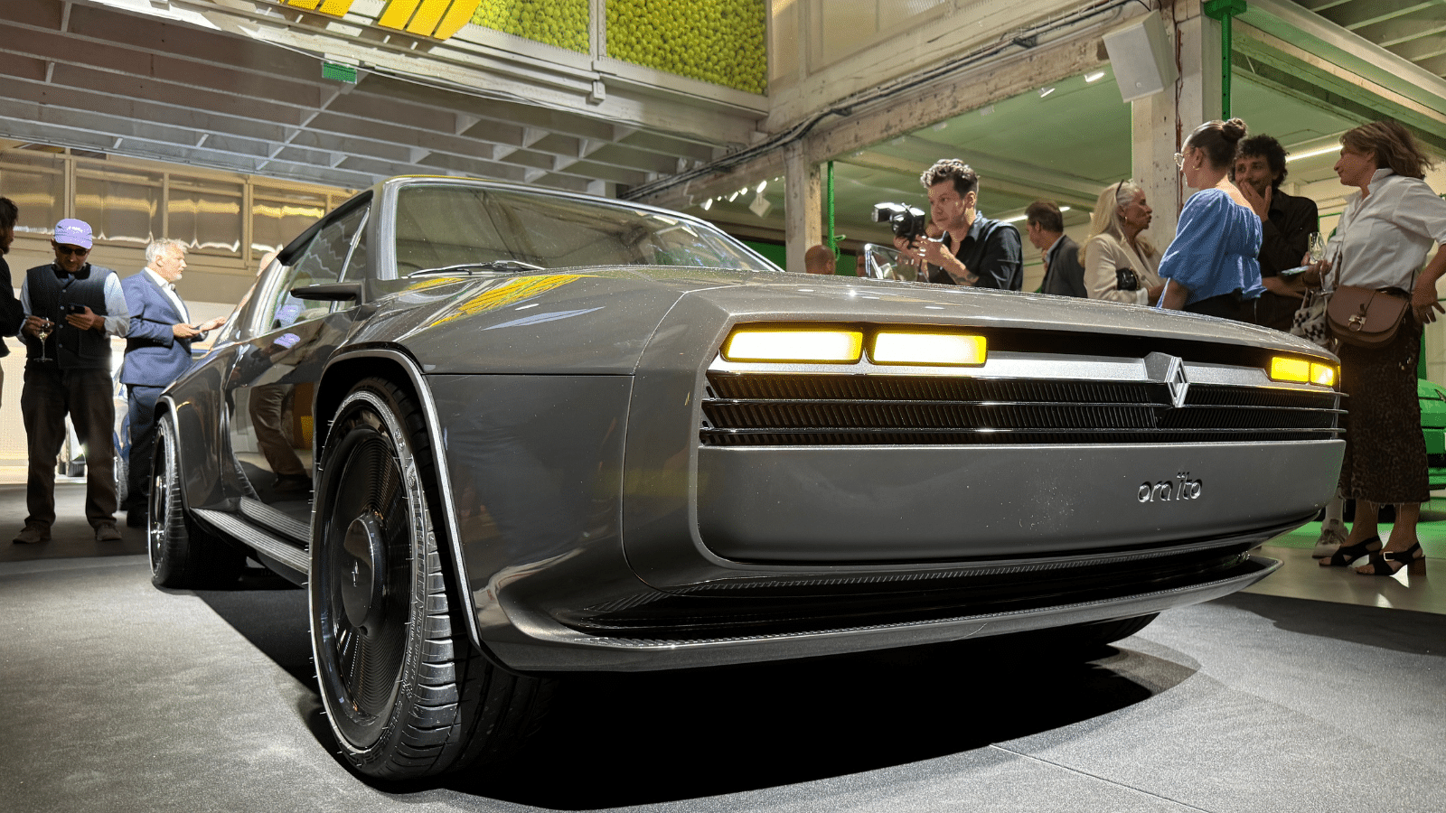 Vidéo - Renault R17 Concept, le coupé réinventé avec un moteur électrique