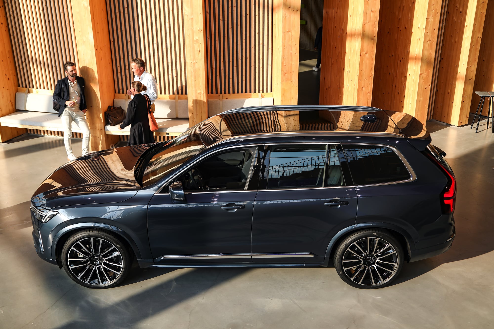 Volvo XC90 : découverte en images du SUV hybride rechargeable