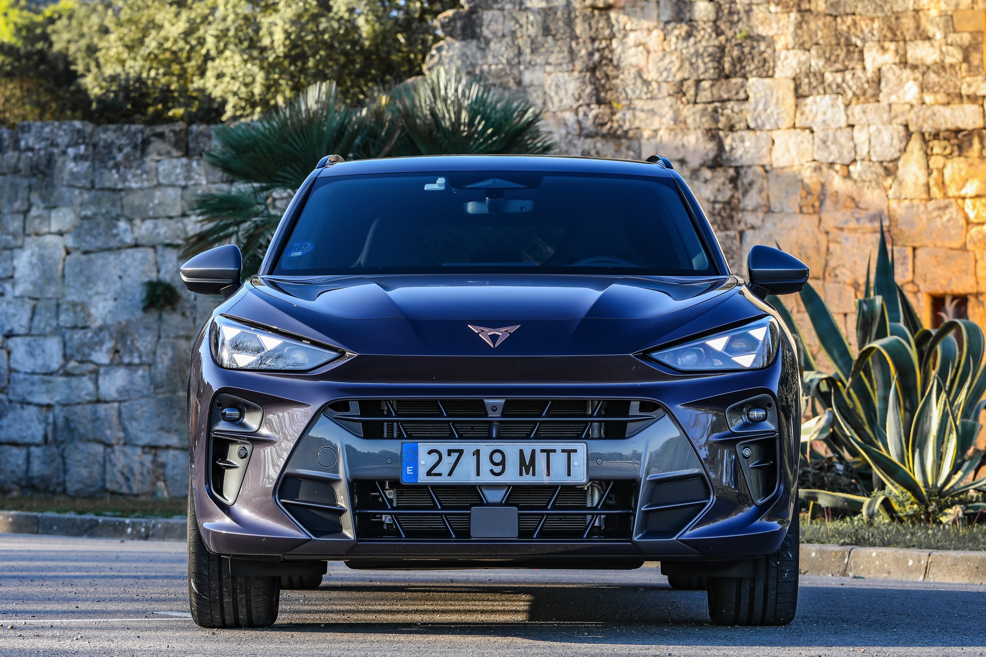 Cupra Terramar VZ (2024) : ESSAI du SUV hybride rechargeable