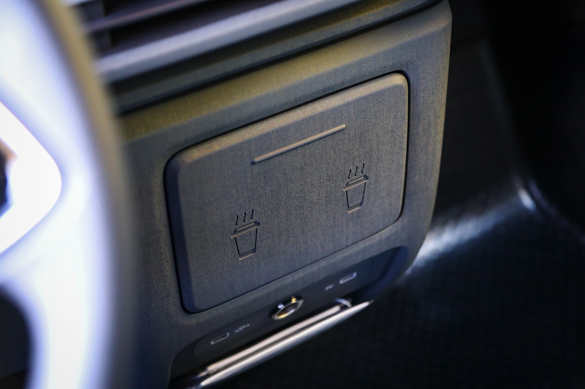 Maxus eDeliver5 : ESSAI du fourgon électrique et accessible