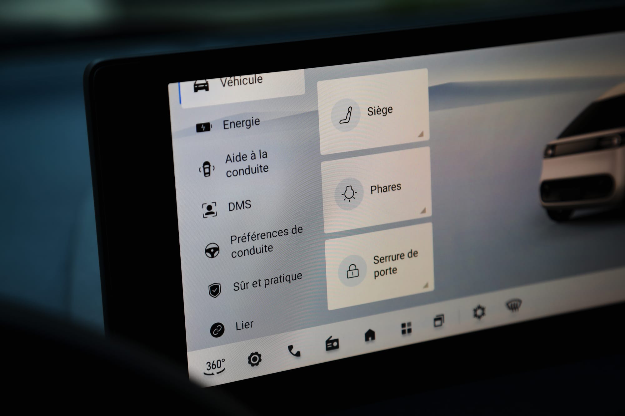 Maxus eDeliver5 : ESSAI du fourgon électrique et accessible