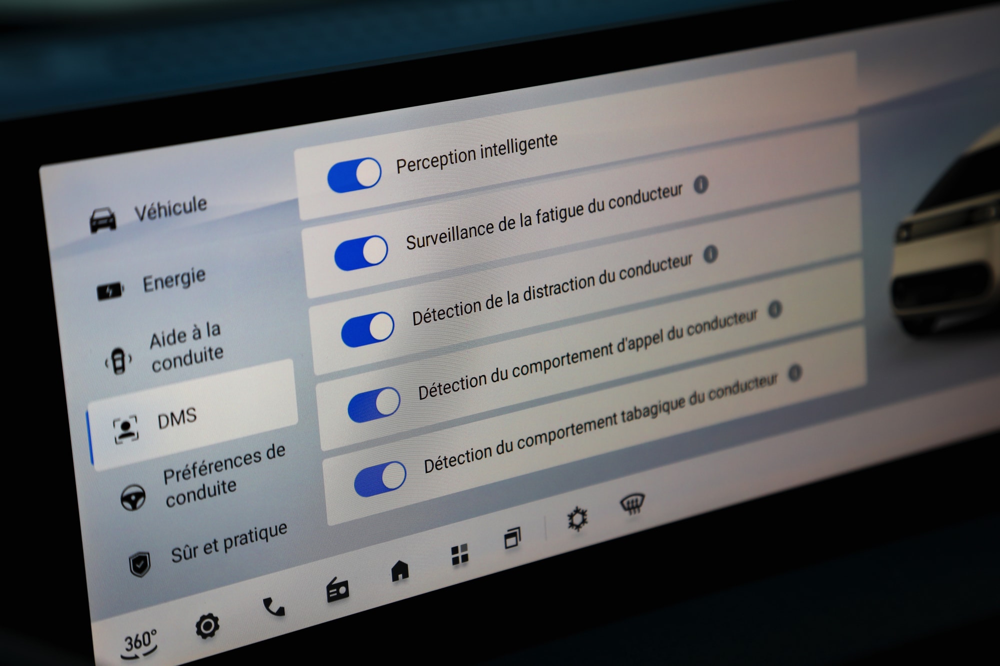 Maxus eDeliver5 : ESSAI du fourgon électrique et accessible