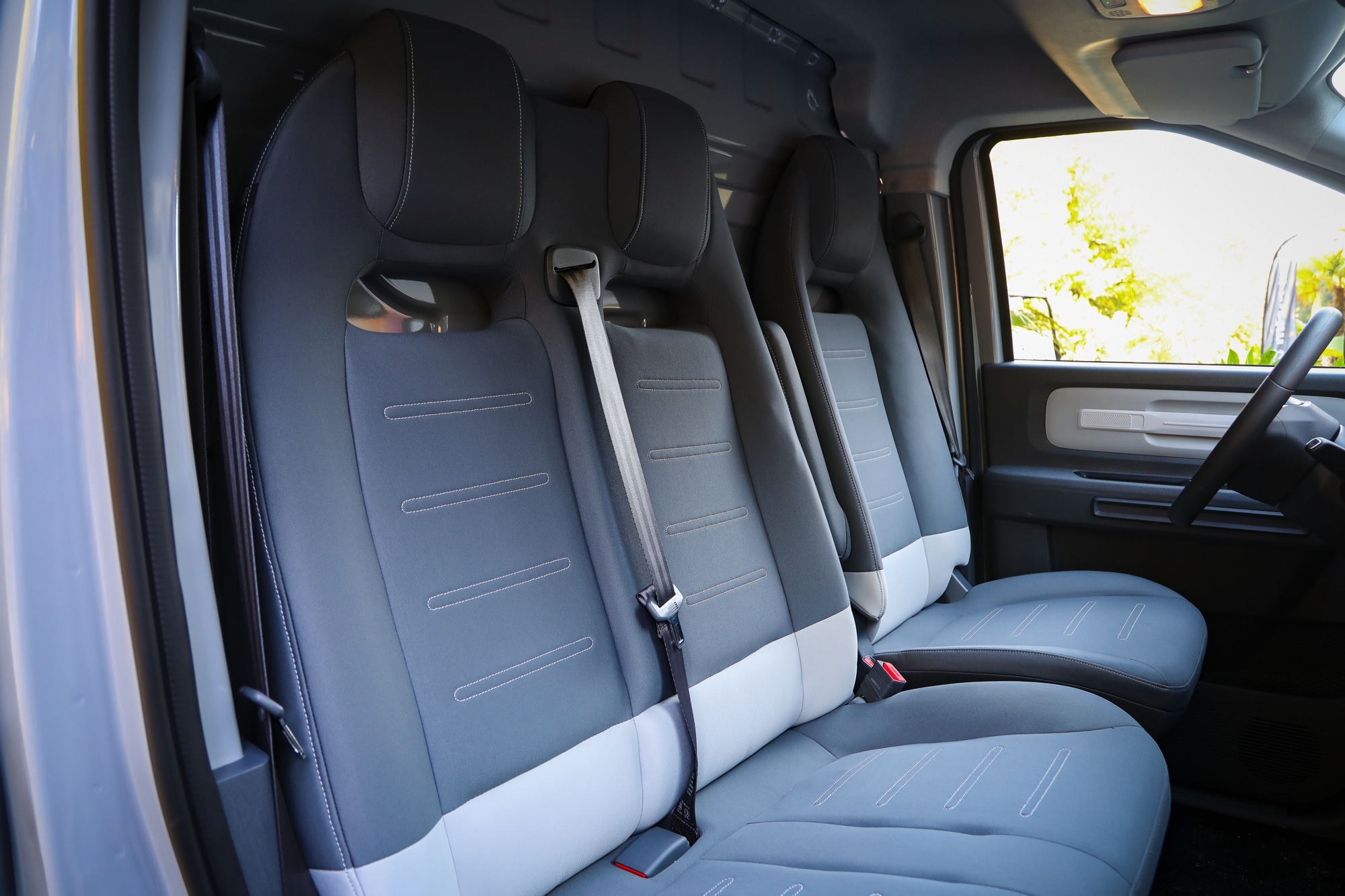 Maxus eDeliver5 : ESSAI du fourgon électrique et accessible