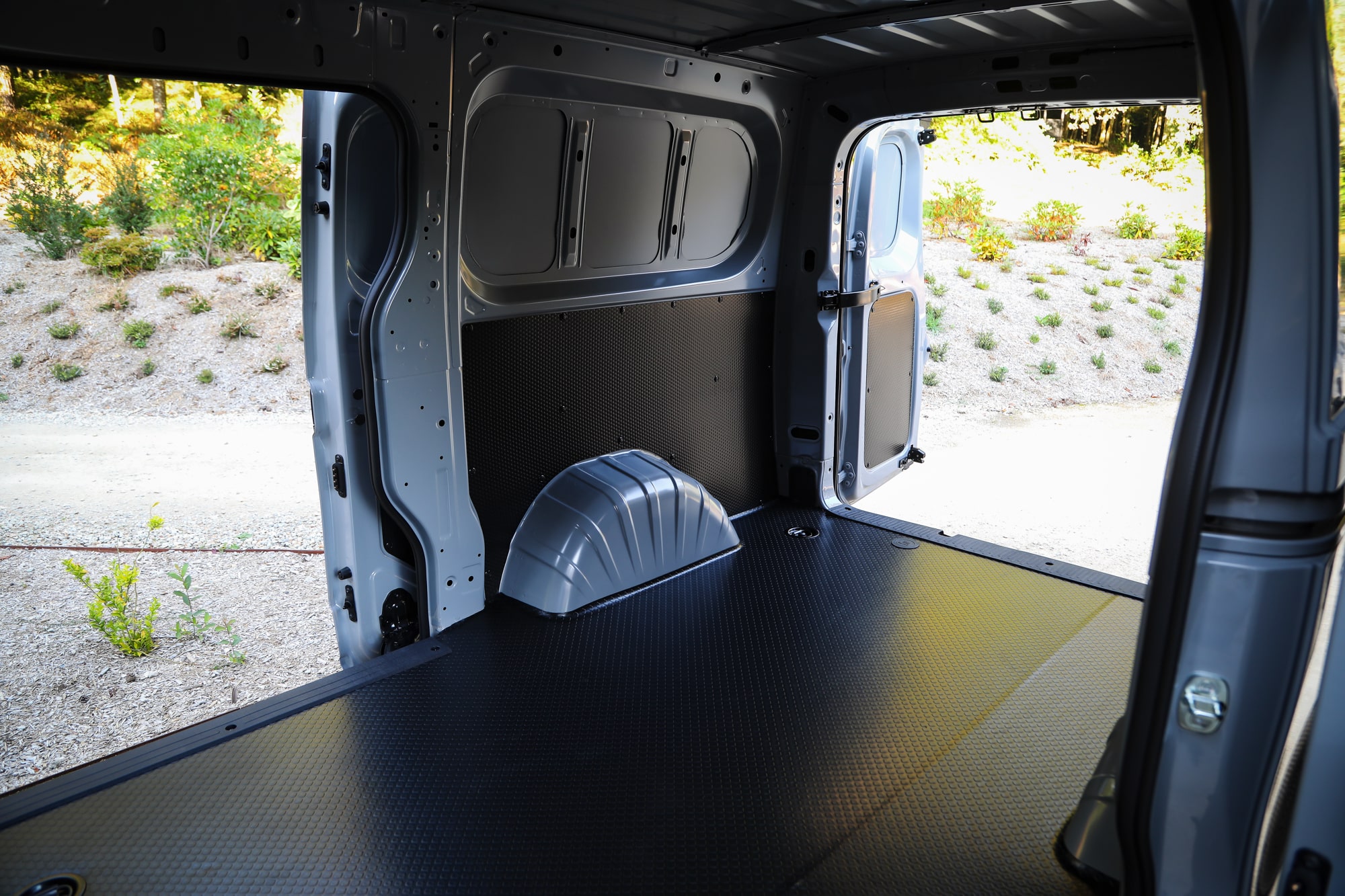 Maxus eDeliver5 : ESSAI du fourgon électrique et accessible