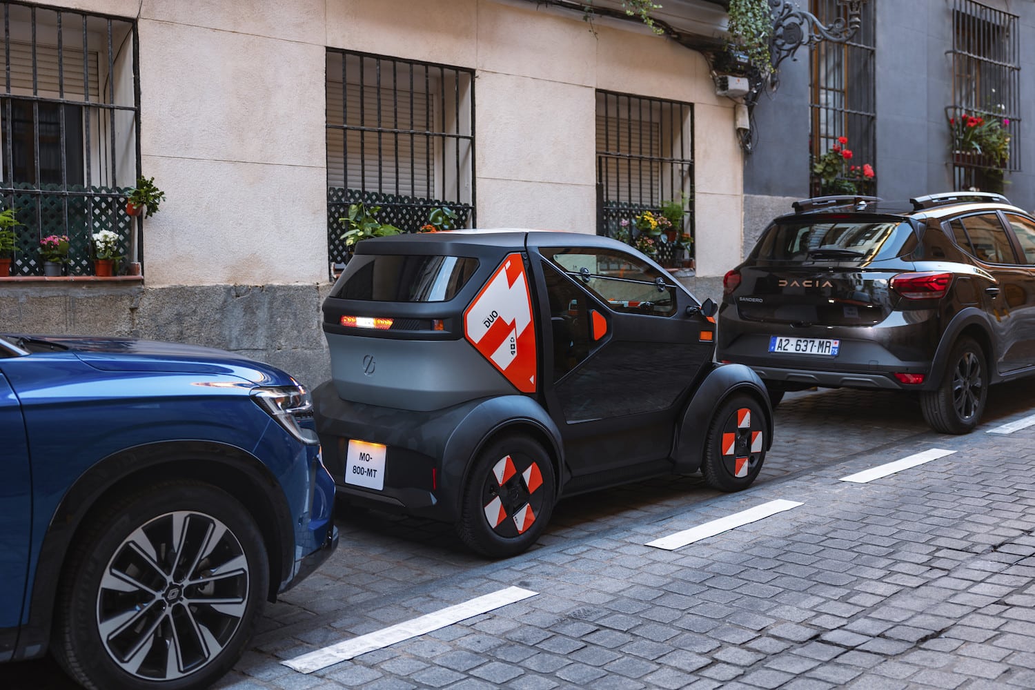 Mondial de l'Auto 2024 - Renault dévoile le Mobilize Duo, le remplaçant ...