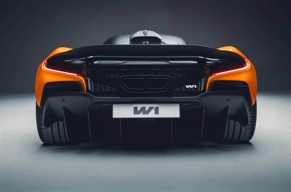 McLaren W1 : une hypercar hybride de 1275 ch qui bat tous les records ...