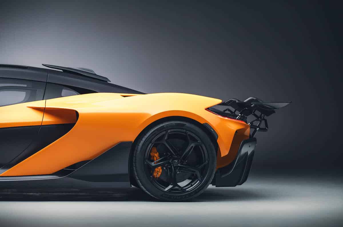 McLaren W1 : une hypercar hybride de 1275 ch qui bat tous les records ...