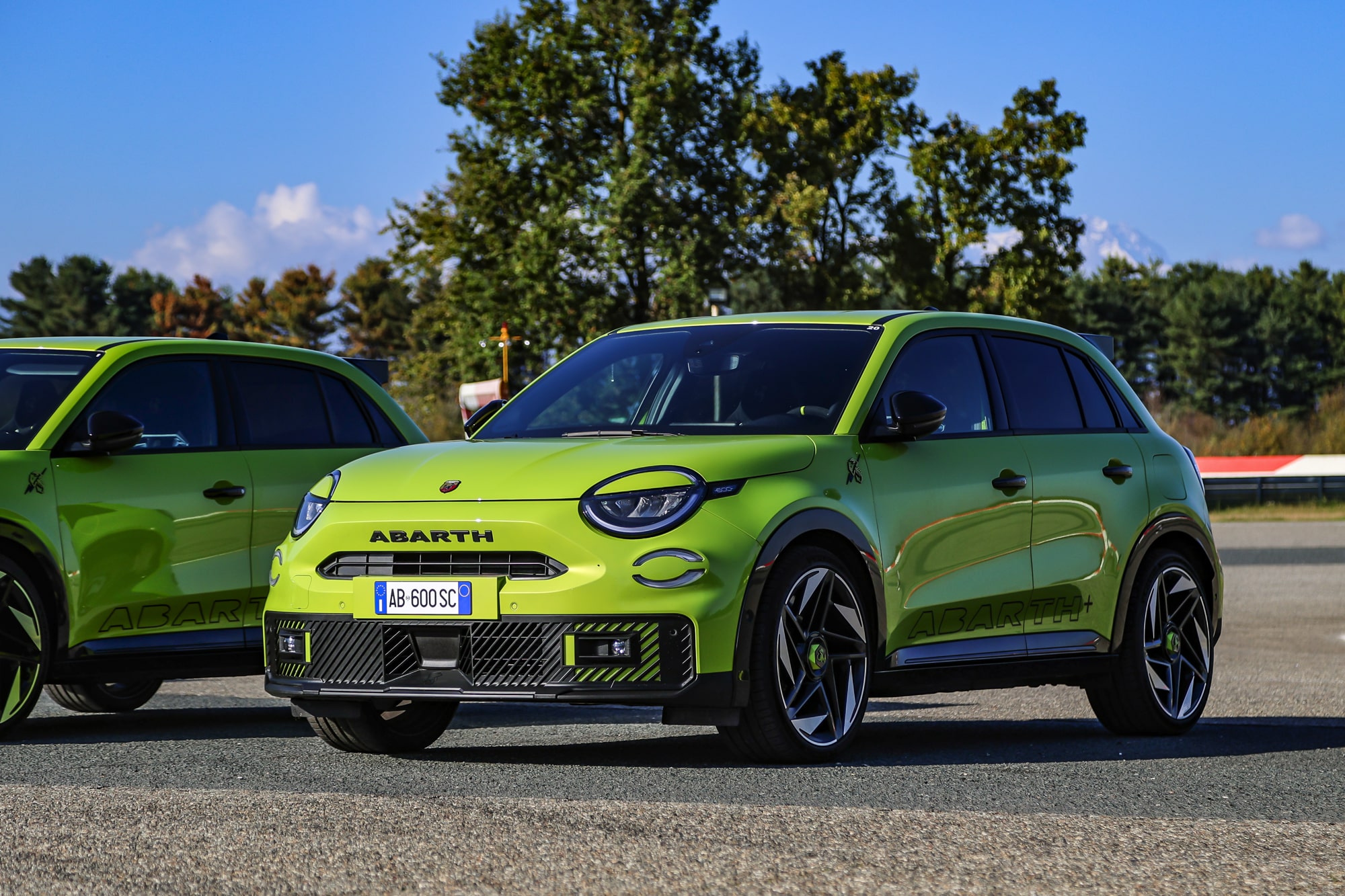 Abarth 600e : ESSAI du SUV électrique sportif italien 100% fun