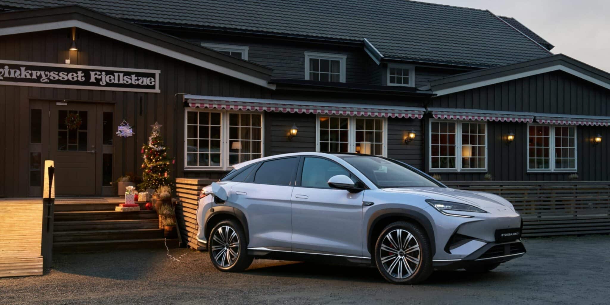BYD Sealion 7 : batterie, autonomie, recharge, performances, prix