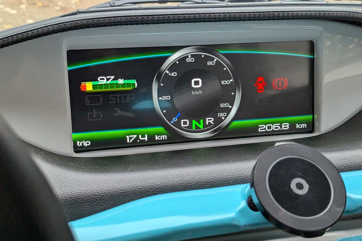 Essai : Eon Motors Weez City-Duo, un quadricycle 100 % pratique