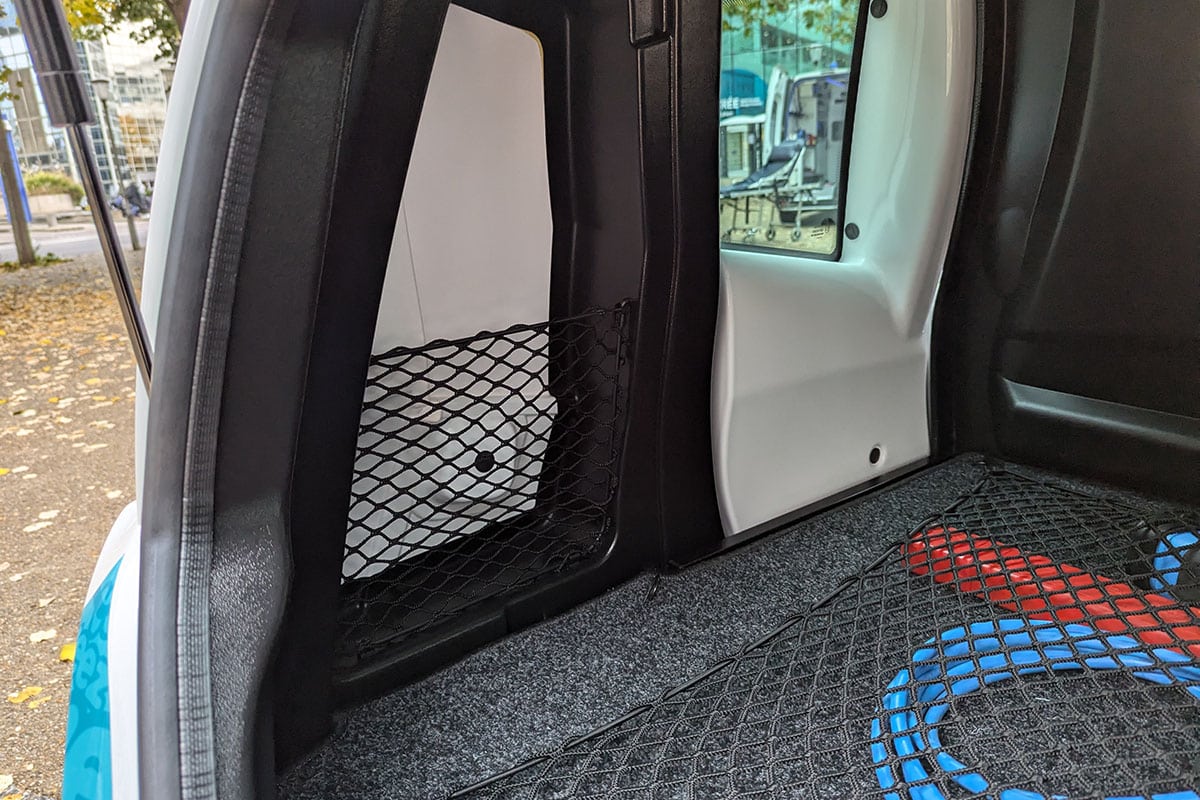 Essai : Eon Motors Weez City-Duo, un quadricycle 100 % pratique