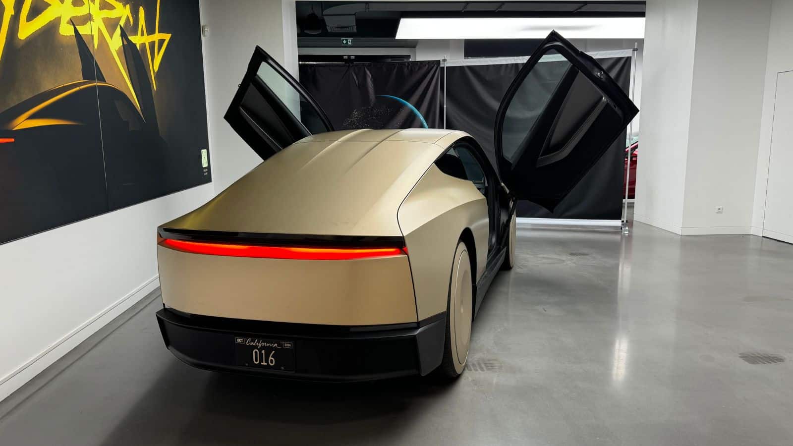 Tesla Cybercab : nous avons découvert le taxi autonome d'Elon Musk en ...